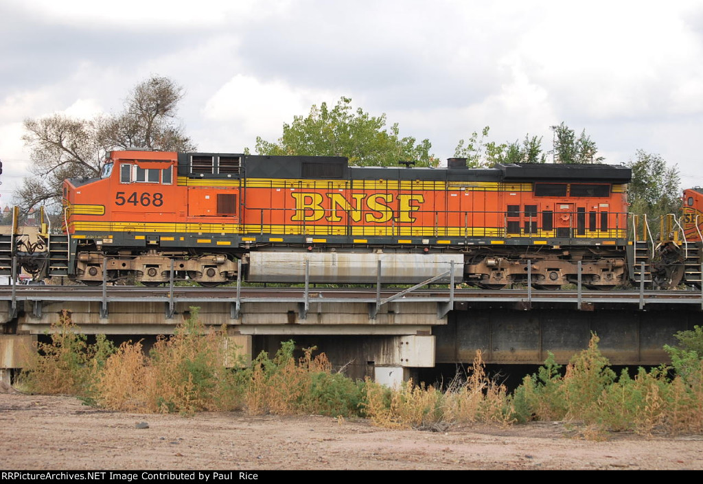 BNSF 5468